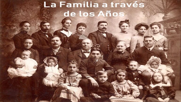 Evolución de la familia: una línea del tiempo - Beatriz Arroyo